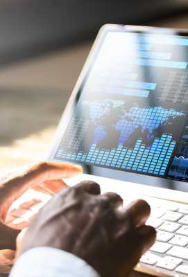 Bloomberg Wall Street Week: Big Themes of 2023 | Programação de TV | mi.tv