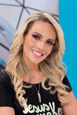 Fernanda Hernandes - Live | Programação de TV | mi.tv