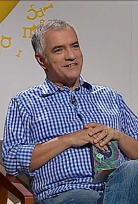 Mar de Letras (Séries): Lucílio Manjate S16 E31 | Programação de TV | mi.tv