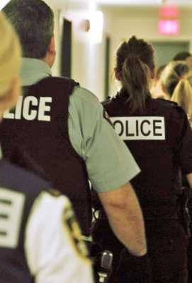 Police en service (Séries): Facteur temps S01 E03 | Programação de TV ...