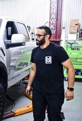 Texas Metal's Loud and Lifted (Séries): Velocity Raptor S02 E01 ...