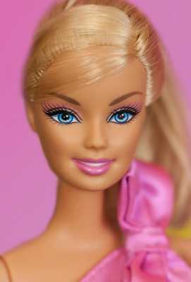 Who Is Barbie? | Programação de TV | mi.tv