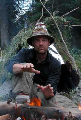 Survivorman en Alaska (Series): Surviving Alaska | Programación de TV ...