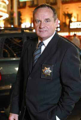 C.S.I. (Series): The Strip Strangler S01 E23 | Programación de TV en ...