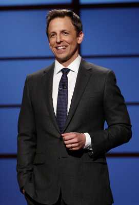 Late Night with Seth Meyers (Series): Jonathan Groff / Gracie Lawrence ...