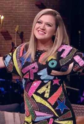 The Kelly Clarkson Show (Series): Kellyoke Encore: "It's Just Raining ...