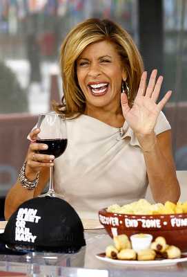 Today (Series): Actress Leighton Meester / Actors Mason Thames and Nico ...