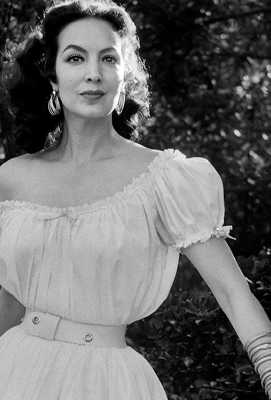Cumpleaños María Félix Maclovia (Película) | Programación de TV en ...