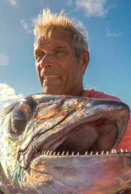 Peces monstruosos con Andy Coetzee (Series) S01 E03 | Programación de ...